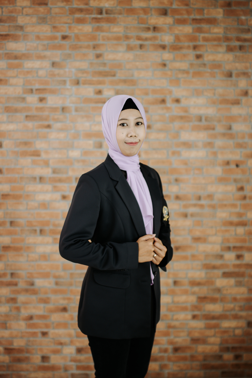 Dosen, Laboran, dan Karyawan - Program Studi Farmasi UMM